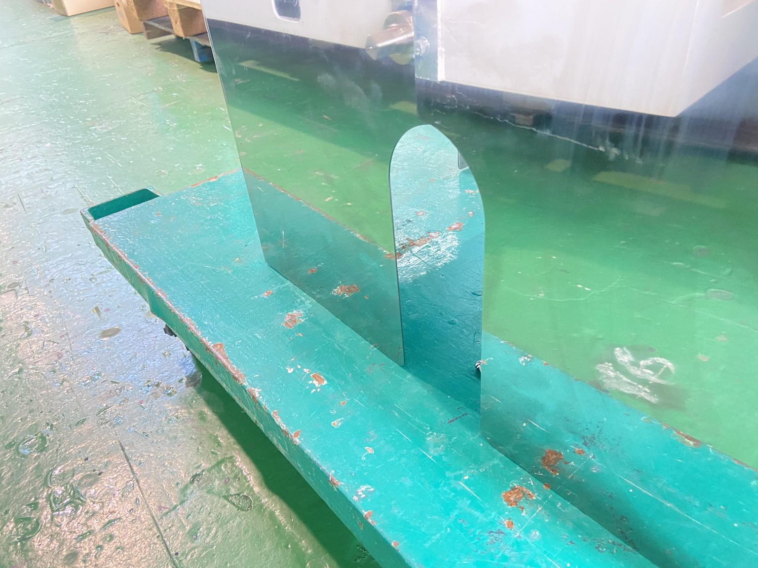 製作なう (断念) | 京都市南区の薄板大型製缶板金、設備ライン向け乾燥機の製作 - 株式会社タナカテック