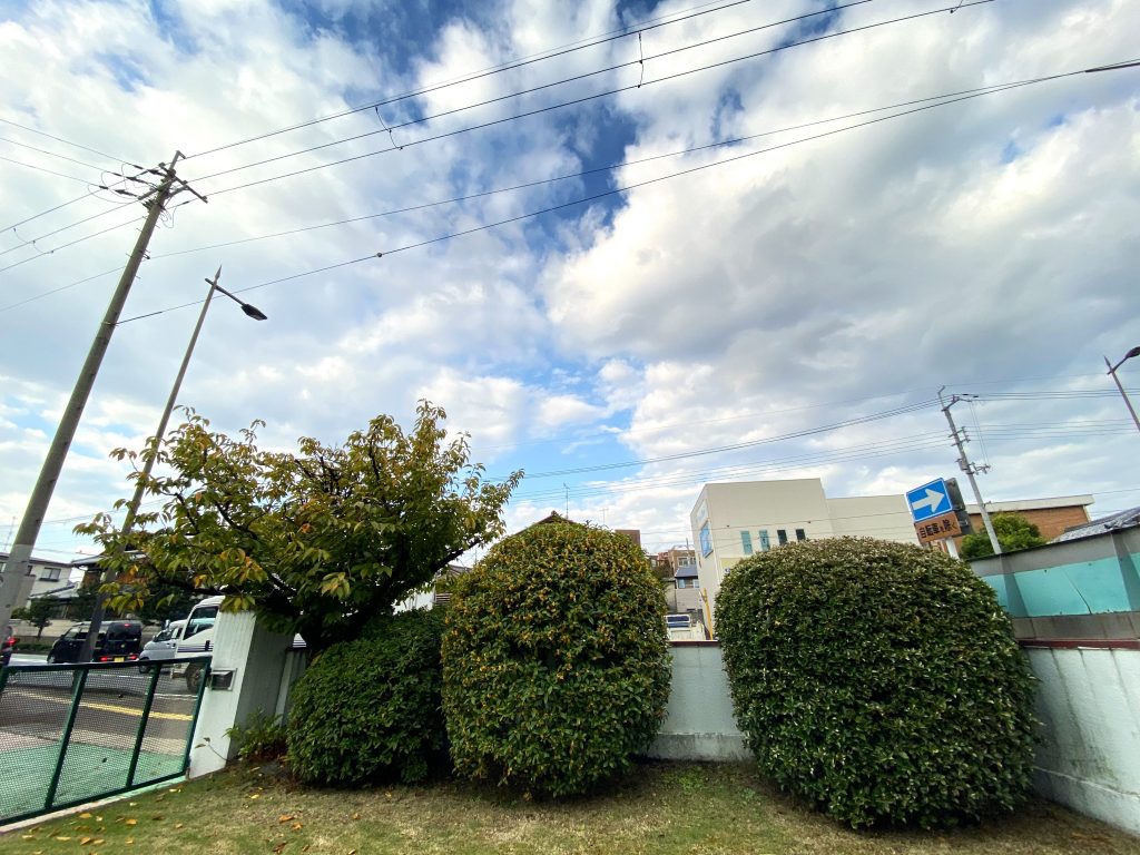 一瞬の秋 | 京都市南区の薄板大型製缶板金、設備ライン向け乾燥機の製作 - 株式会社タナカテック